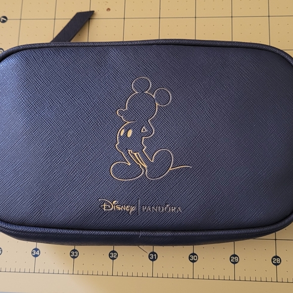 Disney | Bags | Disney Pandora Purse | Poshmark